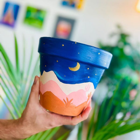 Pot Painting Sip and Paint Workshops – Paintelaide